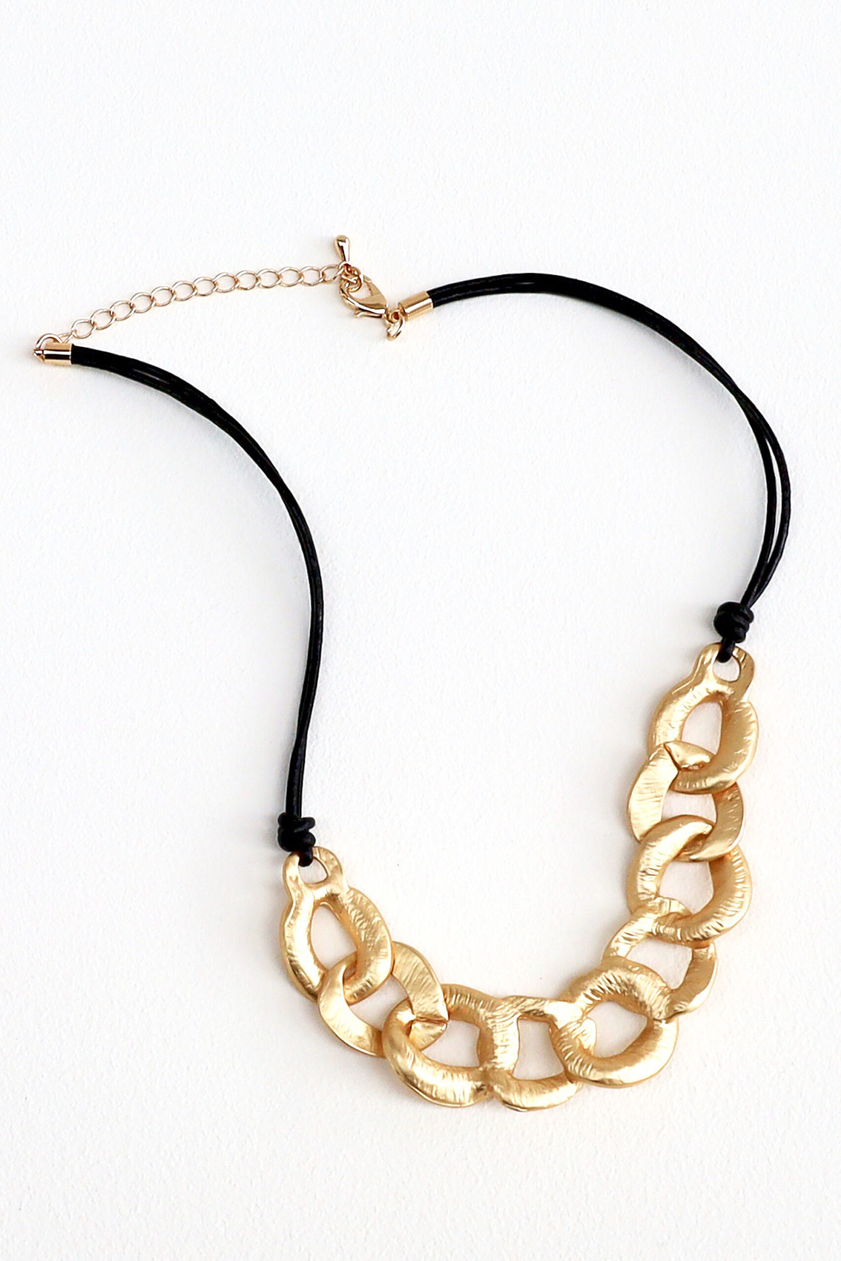 Interlinked Chain Choker Necklace - Archer House Collections